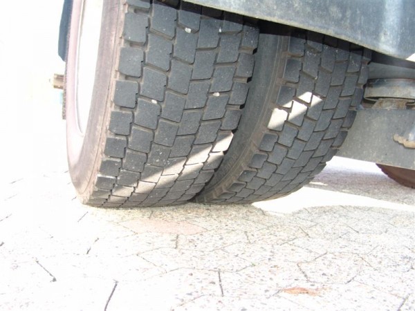 Atego 1833 BDF Rahmen mit Hebeb