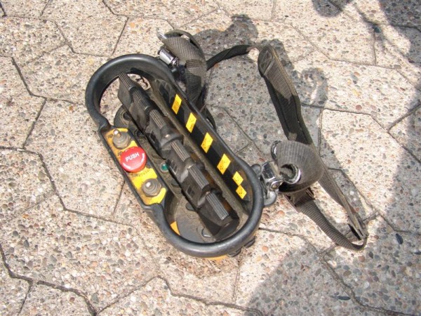 Actros 2631 6x4 + Kran Effer 170 4S mit Funk