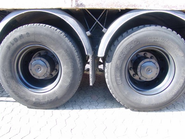 Actros 2631 6x4 + Kran Effer 170 4S mit Funk